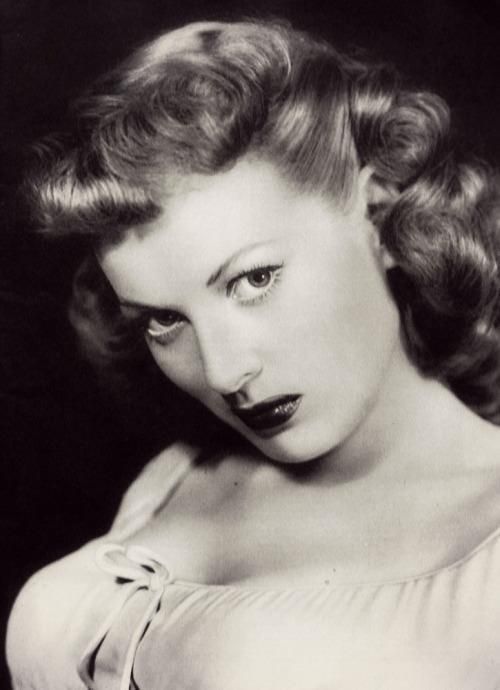 “The Woman who Attracts Danger” – Poem – Modern Romanticism